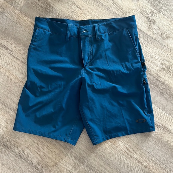 Oakley | Shorts | Oakley Men Shorts | Poshmark